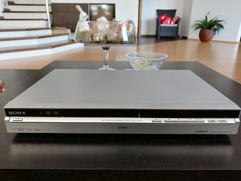 DVD/HDD snemalnik/recorder Sony - HDMI izhod