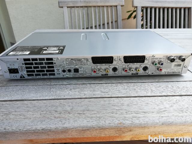 Snemalnik Pioneer DVR-530 H (HDD in DVD)