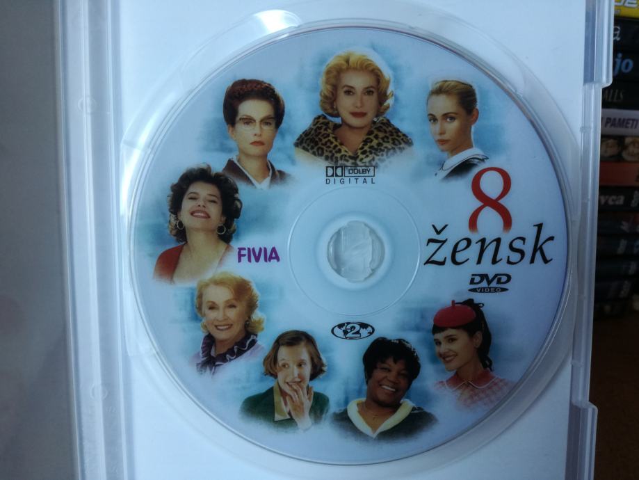 8 femmes (2002)