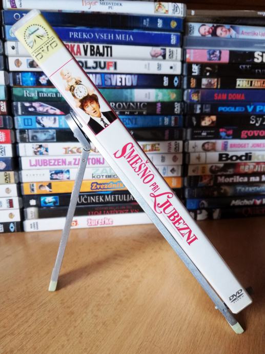 Funny About Love (1990) Karantanija