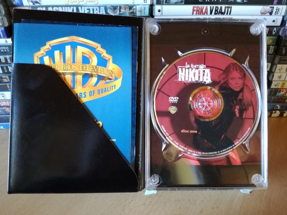 La Femme Nikita (TV Series 1997–2001) BOX SET / Tretja sezona / 6xDVD