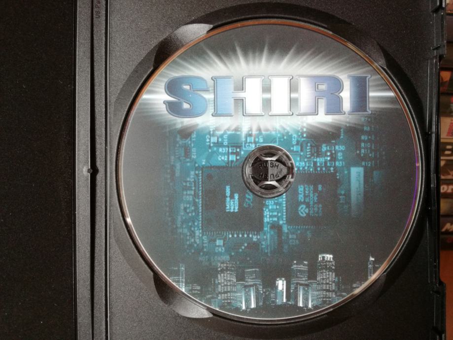 Shiri (1999) Prvi DVD narejen v Sloveniji