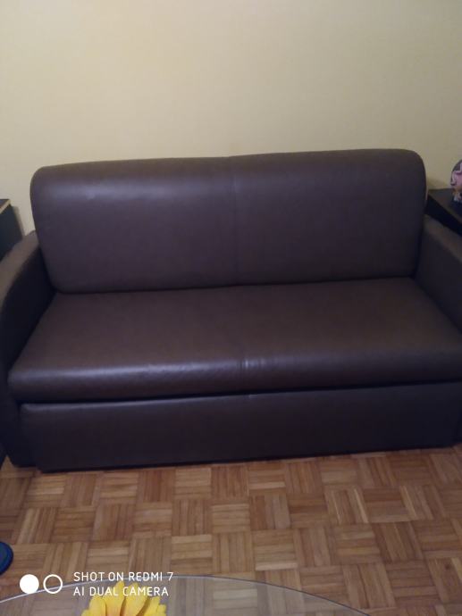 kavč, dvosed, raztegljiv v ležišče 140 x 200