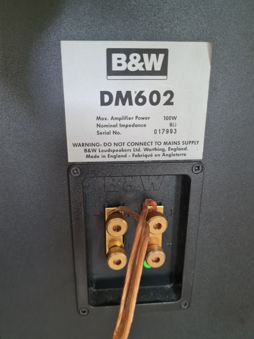 B&W (Bowers & Wilkins) DM 602, dvosistemski zvočniki, 120W