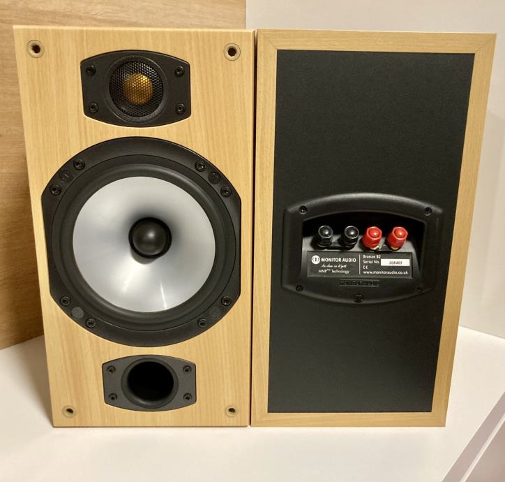 Prodam rabljene stereo zvočnike Monitor Audio Bronze B2