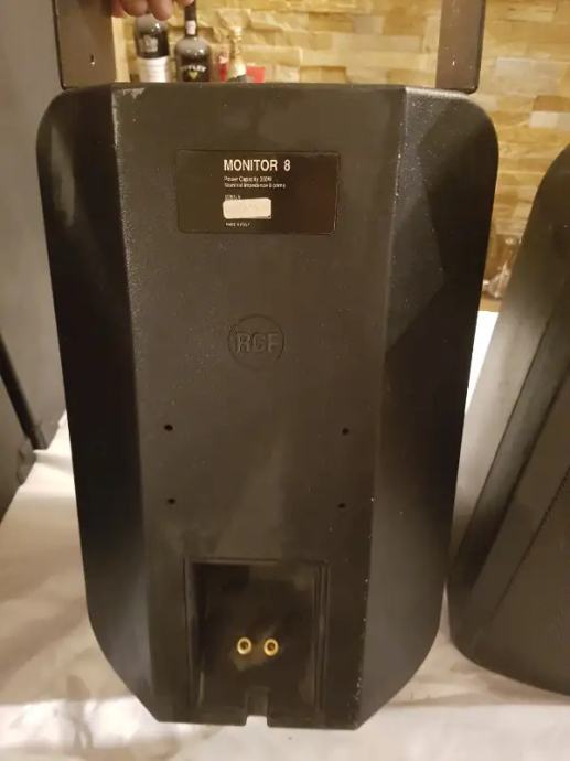 RCF Monitori 8 - RCF; Reggio Emilia AEB 300W
