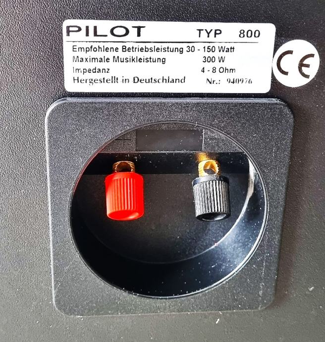 Zvočniki PILOT TYP 800