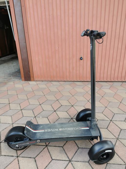 Elektični trikolesni skiro Cycleboard Rover