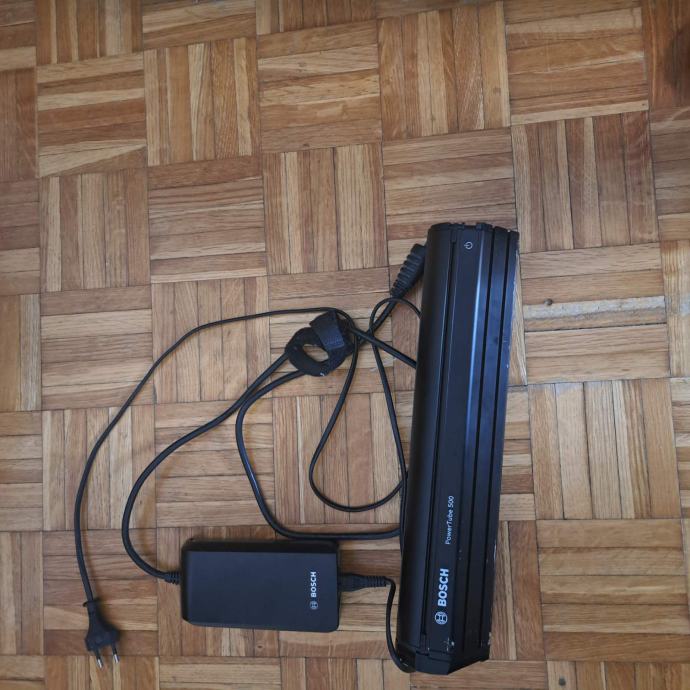 Električno cestno kolo GHOST E-Square Essential U