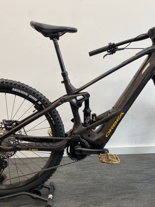 Električno kolo Orbea Wild M10 Cosmic Carbon M& L 1700 Električna kolo