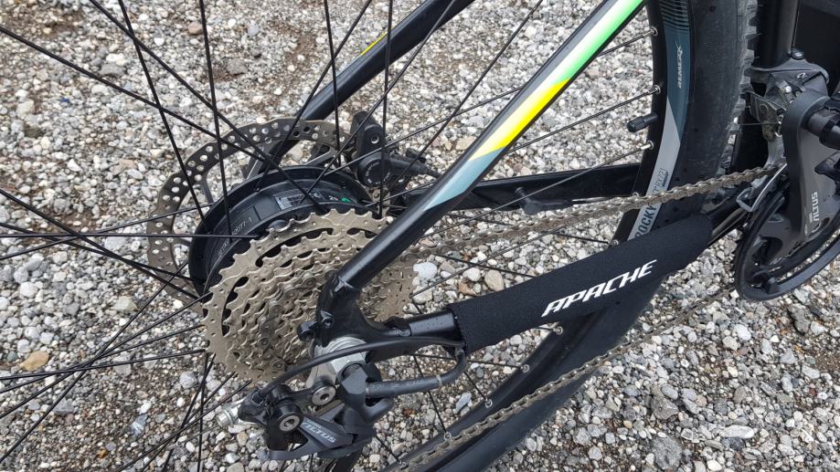 Gorsko kolo Apache Hawk E5 29 mosko