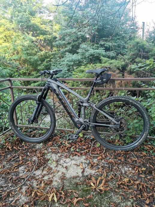 Trek Rail 9.7 Grey’Black 2023 carbon AKCIJA