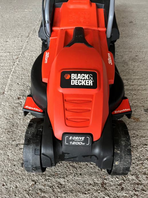 El kosilnica Black&Decker EdgeMax
