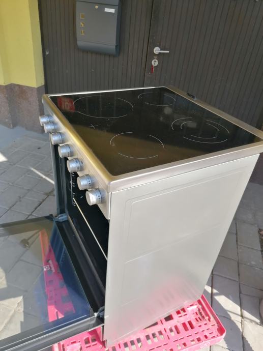 Električni steklokeramični štedilnik