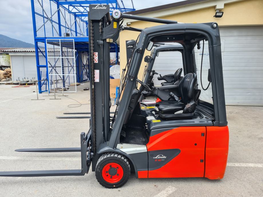 Linde E16C-02 - Električni Viličar
