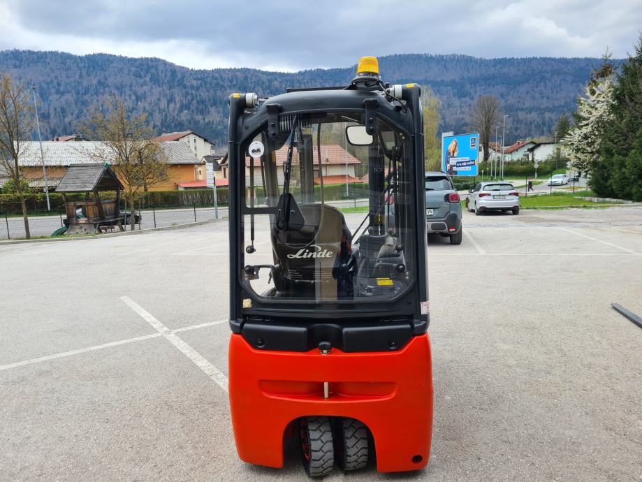 Linde E16C-02 - Električni Viličar