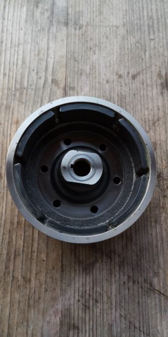 Rotor magnetni vztrajnik Suzuki V-strom 1000 DL 1000