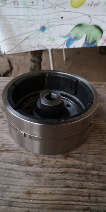Rotor magnetni vztrajnik Suzuki V-strom 1000 DL 1000