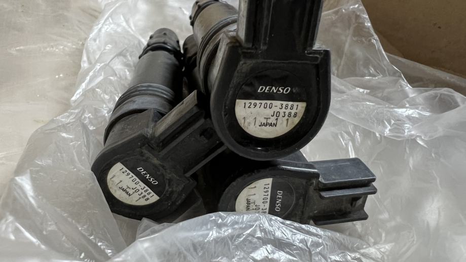 Vžigalne tuljave za motor (Denso 129700-3881)