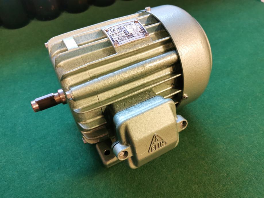 Prodam obnovljen elektro motor 1.1kW 380V