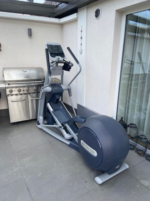 Precor EFX 576i Eliptična naprava / trenažer