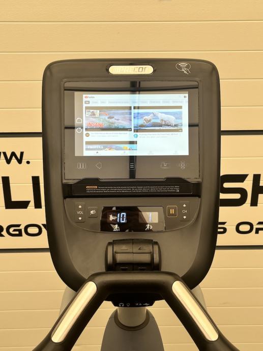 Precor eliptik EFX 865 P62 konzola