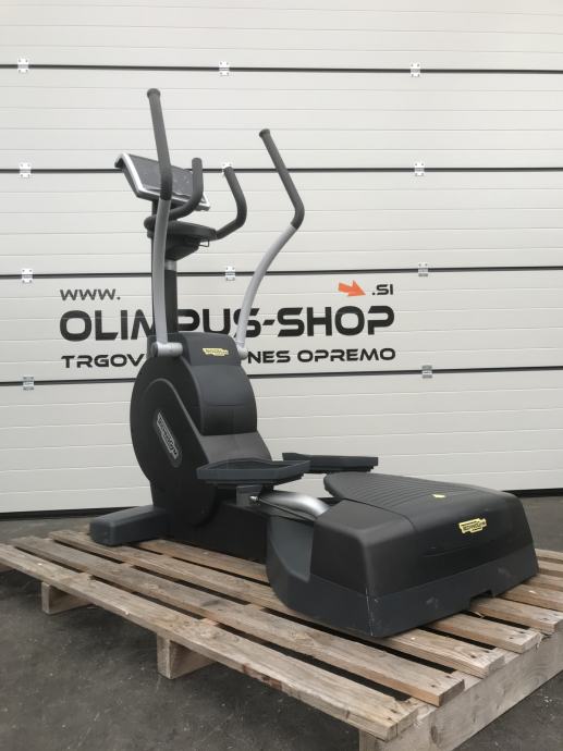 TECHNOGYM CROSSOVER EXCITE 500 - LED