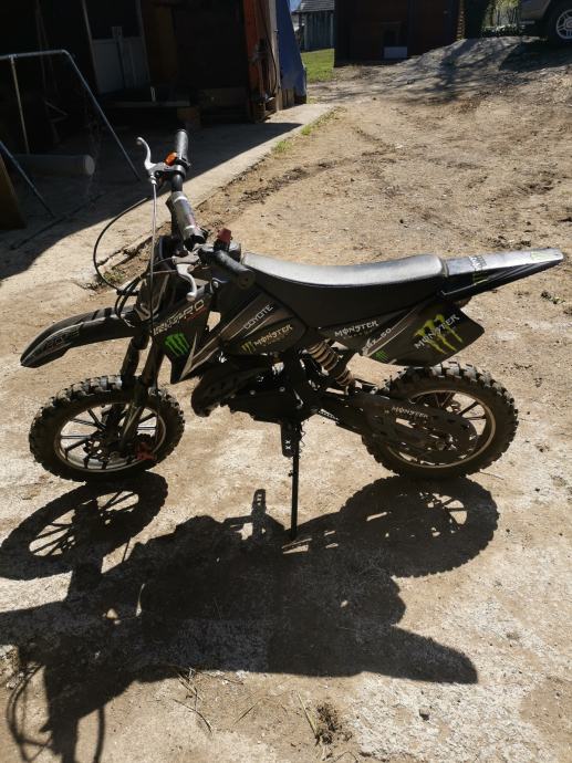 Druge znamke CRX 50 50 cm3, 2011 l.