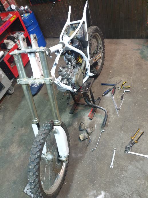 Honda Cr 85 cm3, 2001 l.
