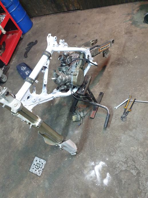 Honda Cr 85 cm3, 2001 l.