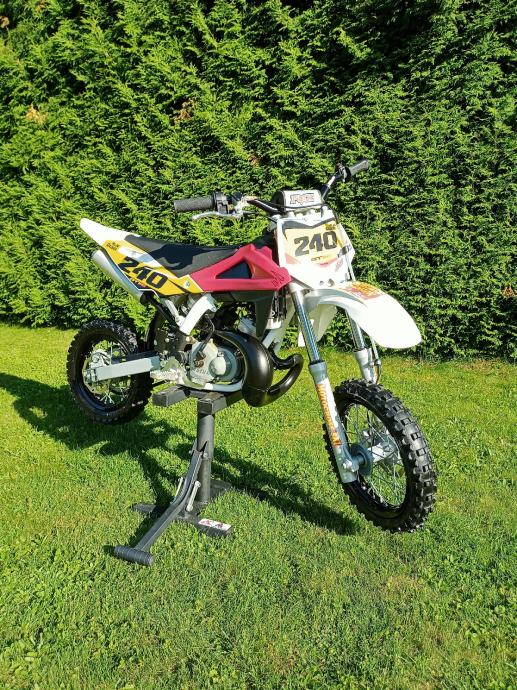 Husqvarna Cr50 50 cm3, 2013 l.