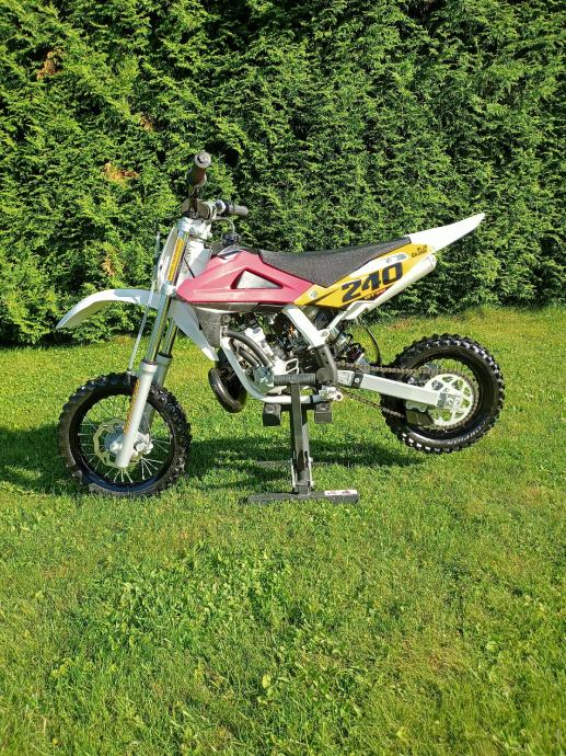Husqvarna Cr50 50 cm3, 2013 l.