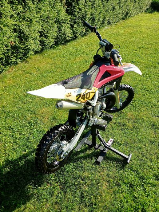 Husqvarna Cr50 50 cm3, 2013 l.