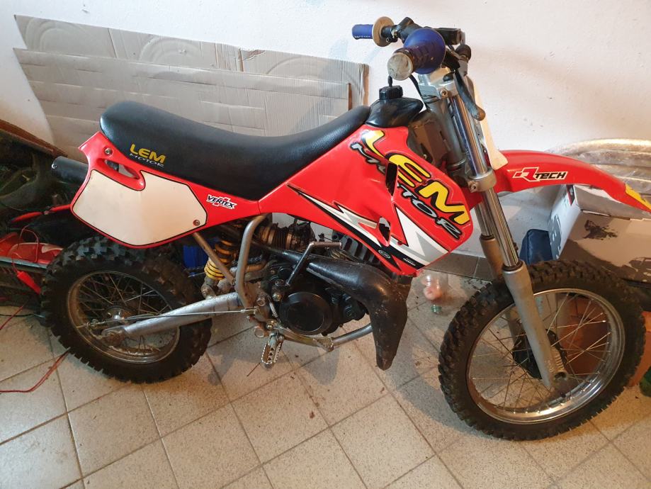 Lem Motor cross junior 50 cm3, 2000 l.
