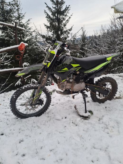 Stomp 140 z3 140 cm3, 2023 l.