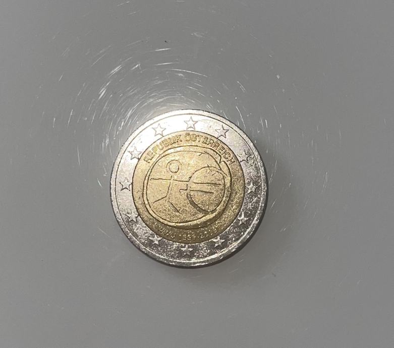 Kovanec za 2€ - Strichmännchen