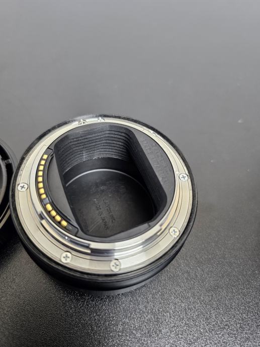 Canon adapter EF-EOS R iz EF na RF bajonet