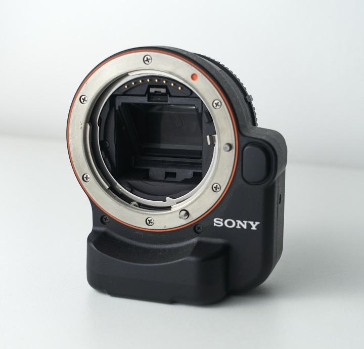 Sony LA E2 adapter za objektive serije A --> serijo E