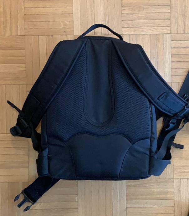 Fotografski nahrbtnik LOWEPRO Mini Trekker AW