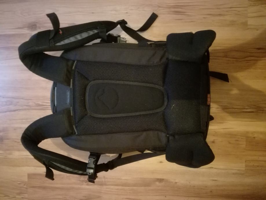 Nahrbtnik Lowepro Vertex 200 AW