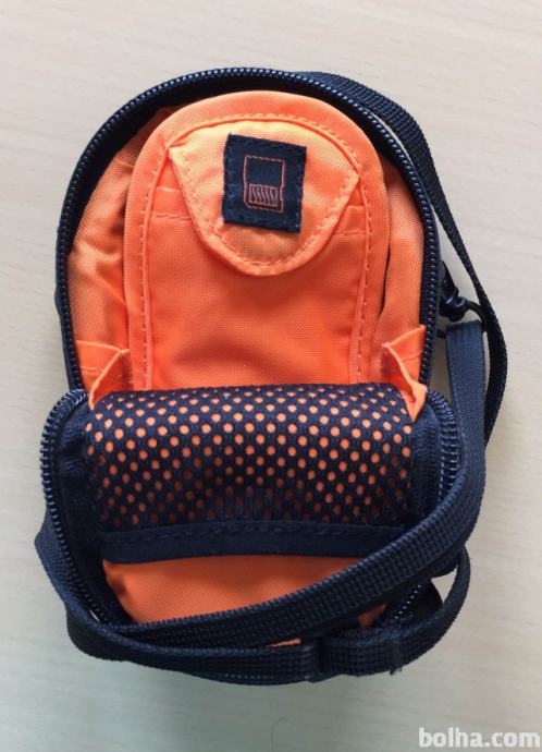 Lowepro Apex 30 AW foto torbica