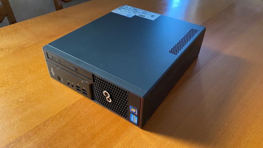 Osebni računalnik Fujitsu ESPRIMO C700, USFF, i5, 4GB RAM, 120GB SSD