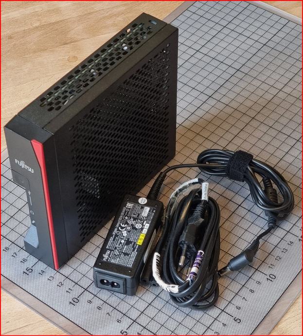 Prodam Fujitsu FUTRO S740 J4105 Windows 11 25H2