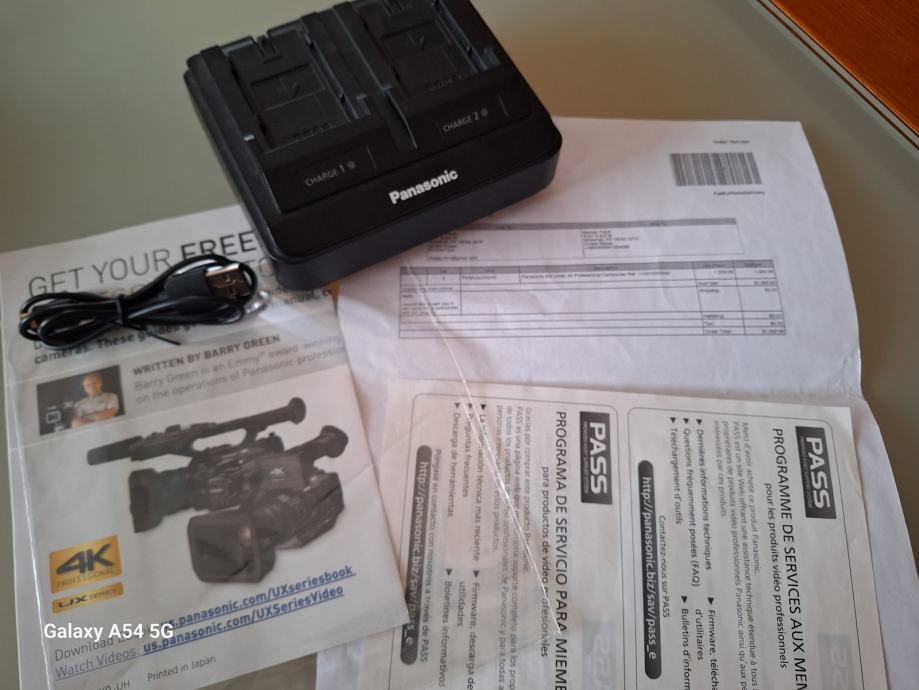 PANASONIC UX 90 4K KAMERA