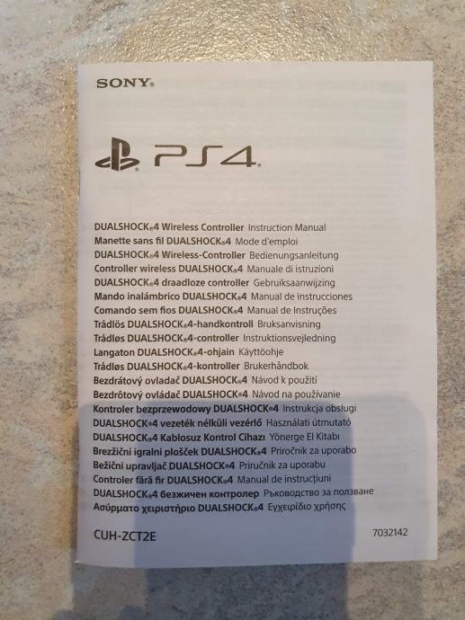 Sony Playstation 4 dualshock v2 kontroler (še v garanciji)