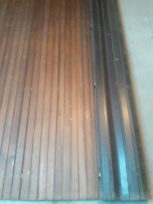 Lesena rolo vrata 260 x 270 z elektromotorjem