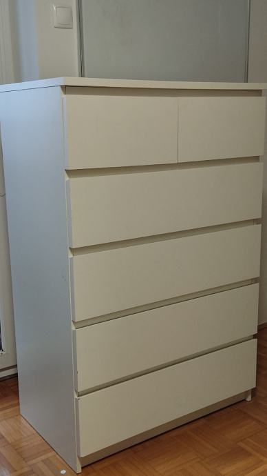 Ikea MALM predalnik, s šestimi predali, bele barve