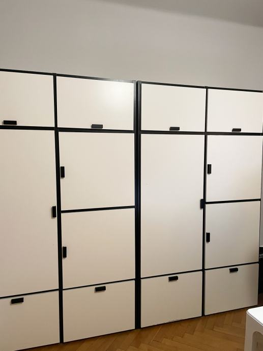 IKEA ODDA Garderobna omara