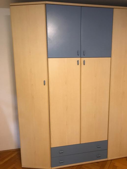 Garderobna omara + dva predalnika, komoda, omara z vitrino in policami