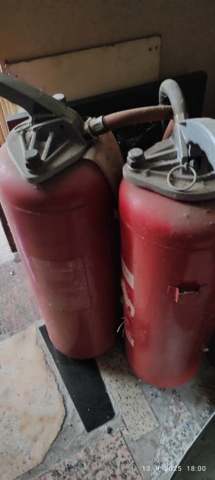 Gasilni aparat 3 kom